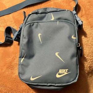 Nike | Bags | Blue Nike Crossbody Purse | Poshmark